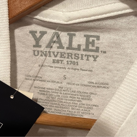 Shirts | Official Yale University White Tshirt | Poshmark